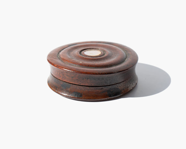 Lear Snuff Box | Kindred Black