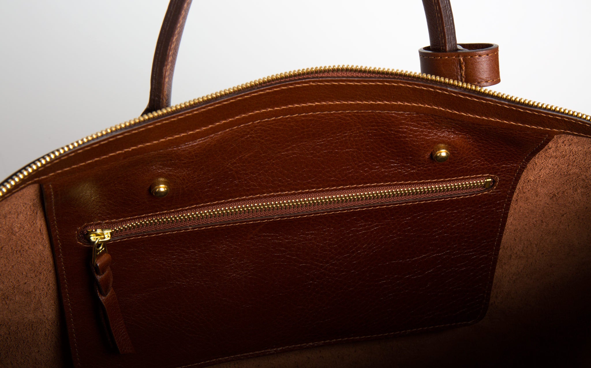 Lotuff Weekender Bag | Kindred Black