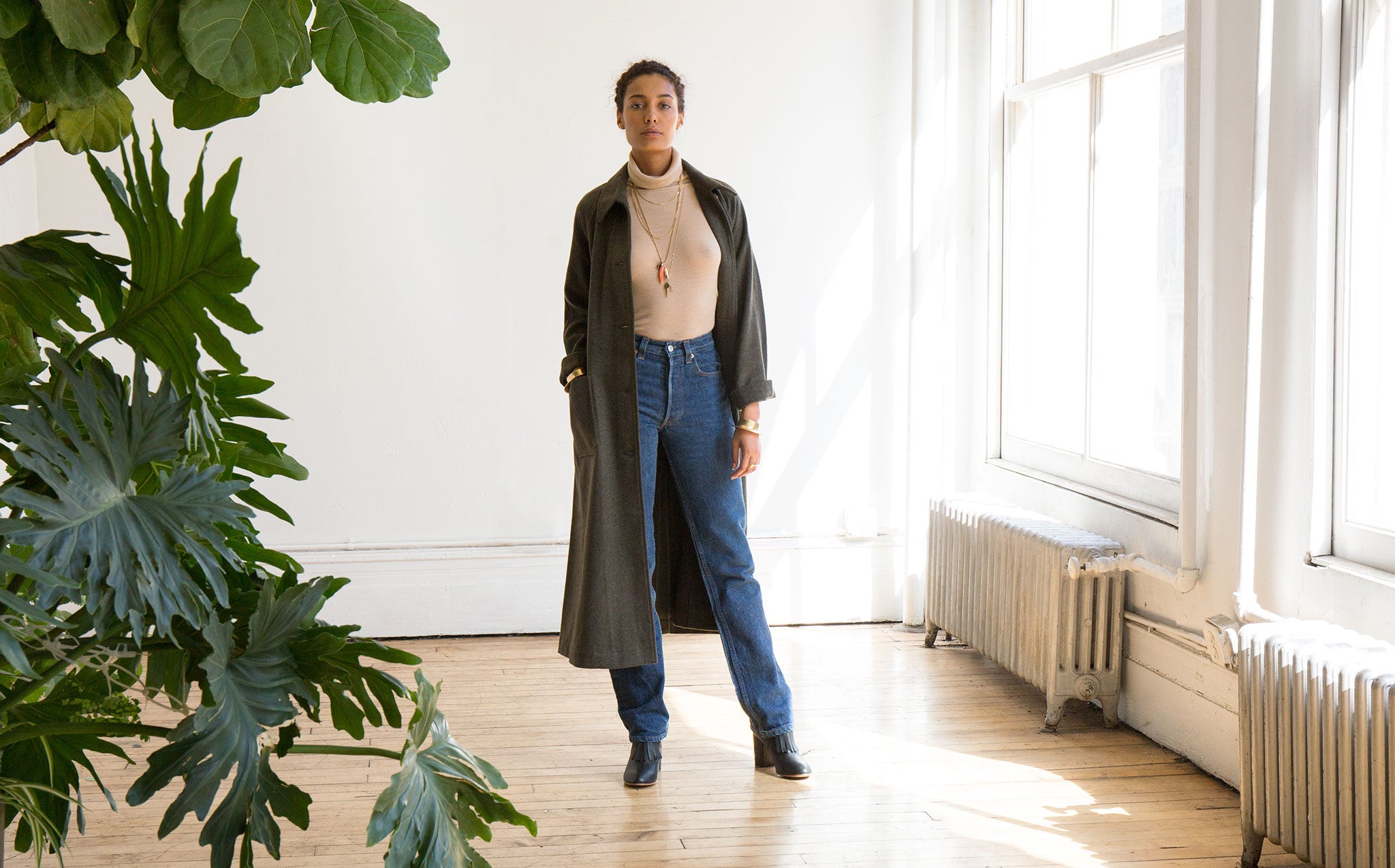 Svilu Wool Lab Coat | Kindred Black