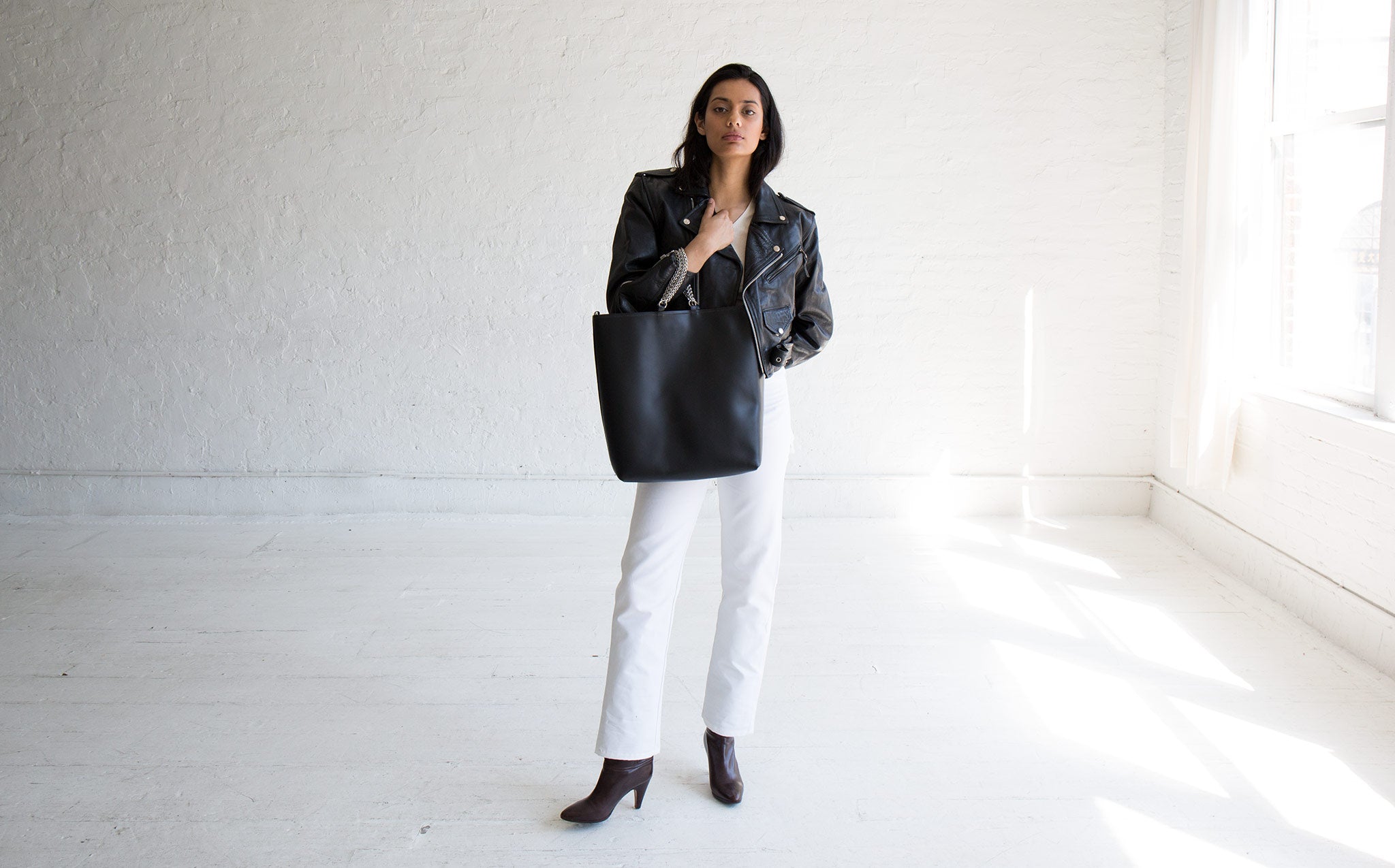 Sonya Lee Yuliana Tote | Kindred Black